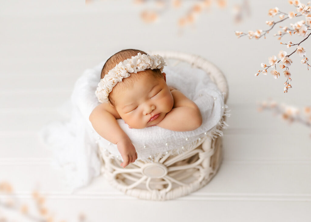 Studio vs In-Home Newborn Photography in Ontario - Luxury Newborn ...